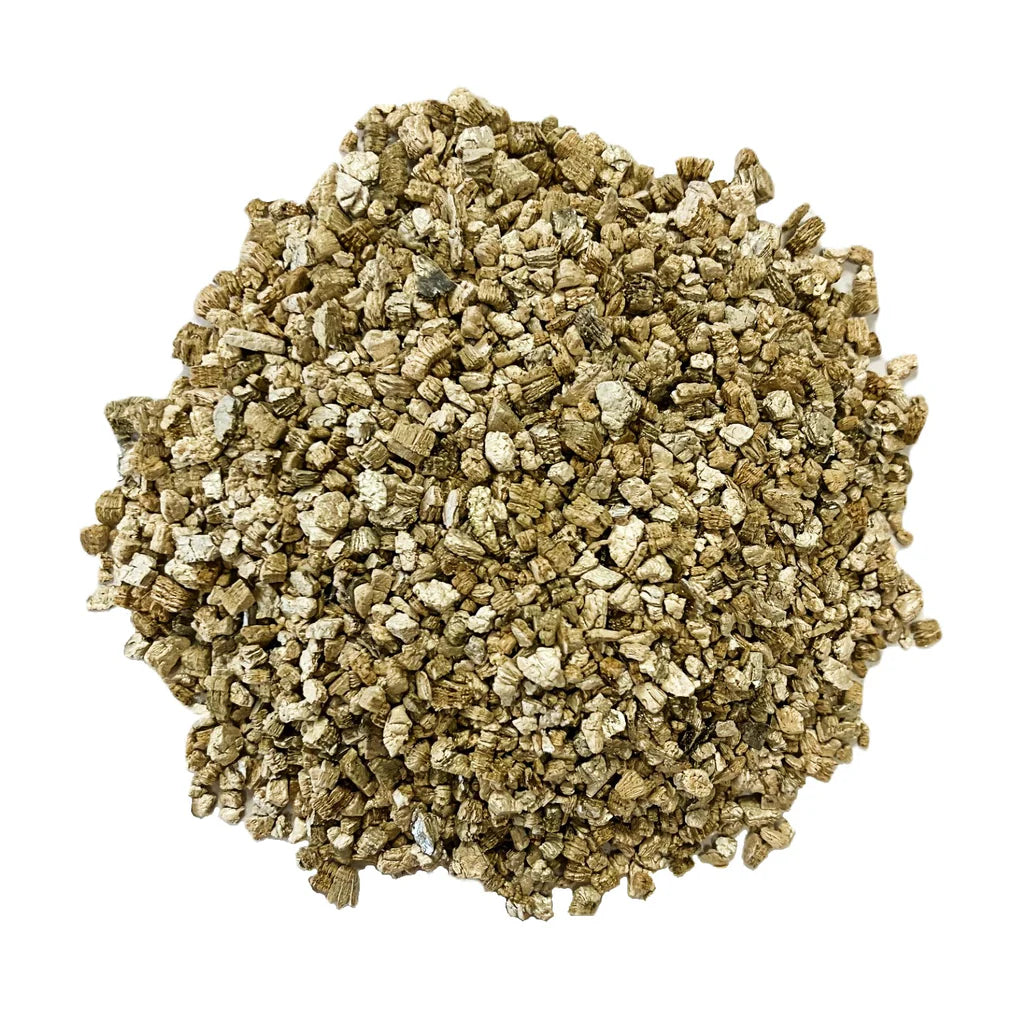 Ultra Tech Medium(coarse) Vermiculite - 4.0 cu. ft. – Steve Regan Company